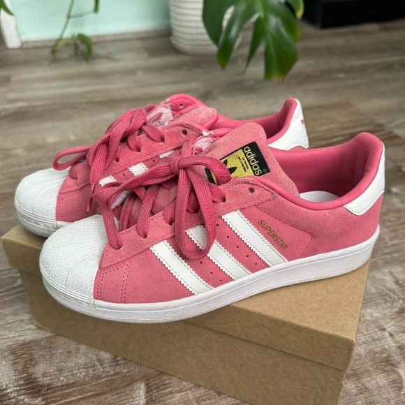 adidas | Shoes | Rare Adidas Superstar Shell Toe The Shoes Are In The ...